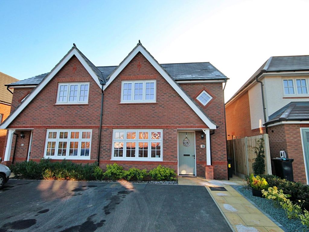 3 Bed Semi Detached House For Sale In Pattingham Drive Amington