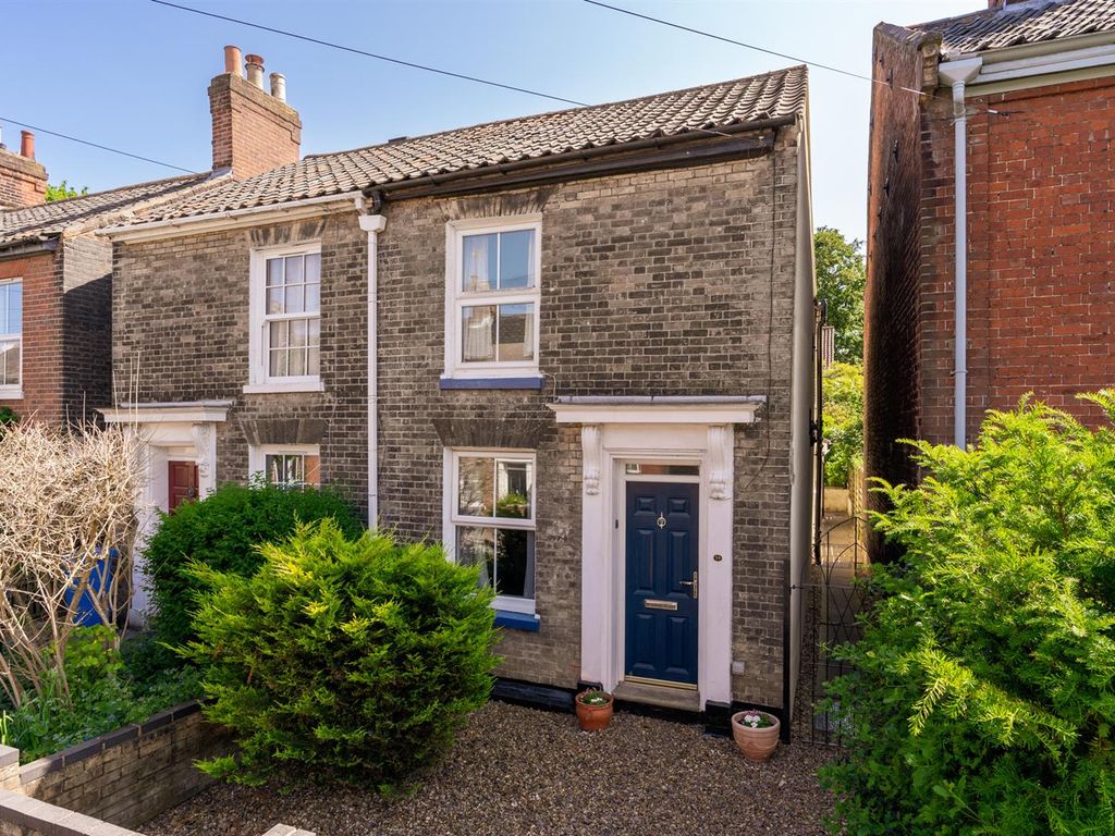 2 bed end terrace house for sale in Wymer Street, Norwich NR2 - Zoopla