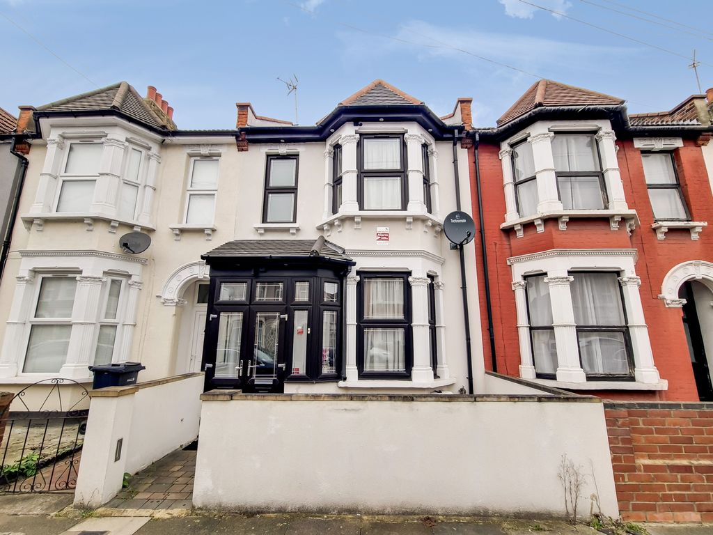6 bed terraced house to rent in Audrey Road, Ilford, London IG1 - Zoopla