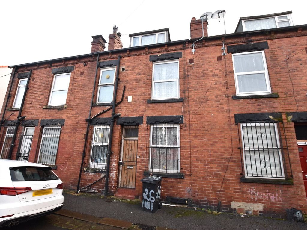 2 bed terraced house for sale in Glensdale Road, Leeds, West Yorkshire ...