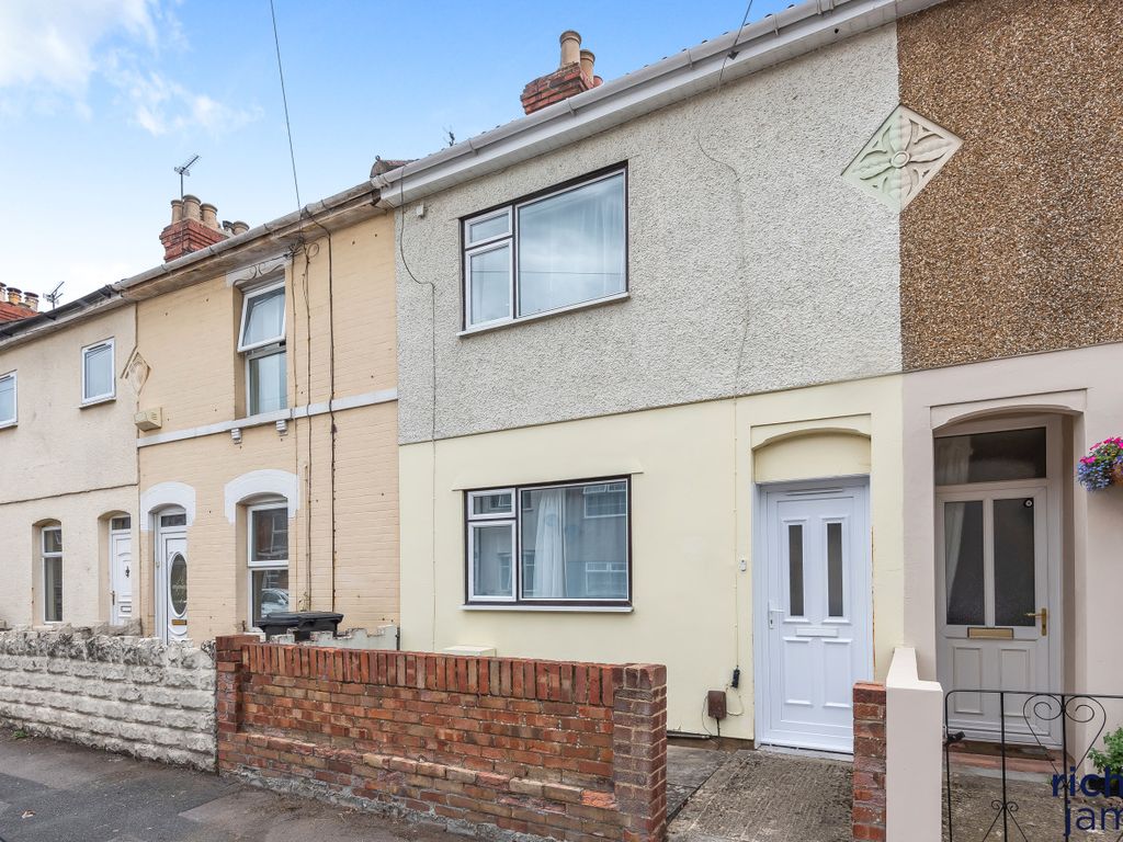2 bed terraced house for sale in Redcliffe Street, Swindon, Wiltshire SN2 - Zoopla