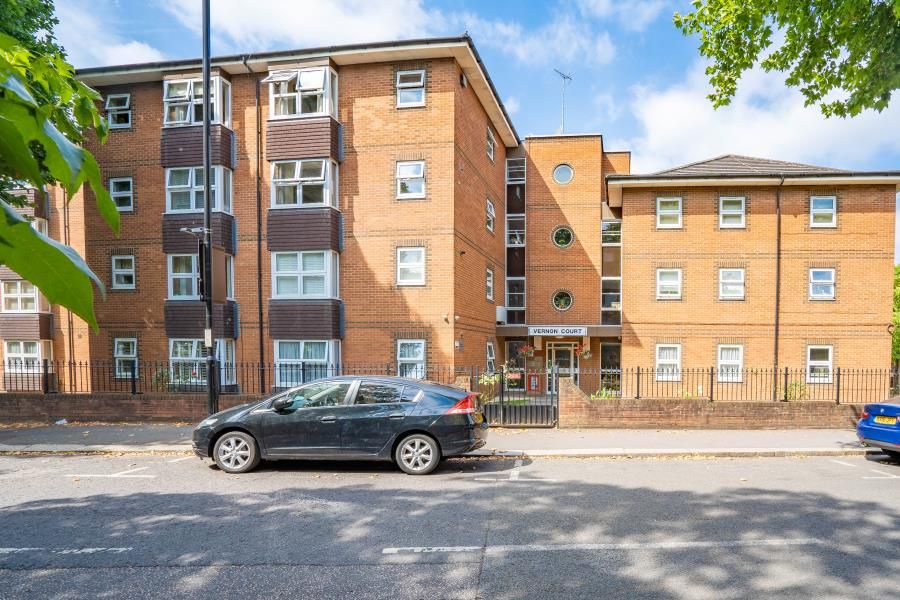 1 bed flat for sale in Gordon Road, London W5 - Zoopla