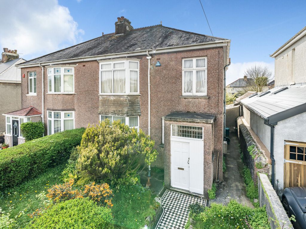 4 Bed Semi Detached House For Sale In Lyndhurst Road Plymouth Devon