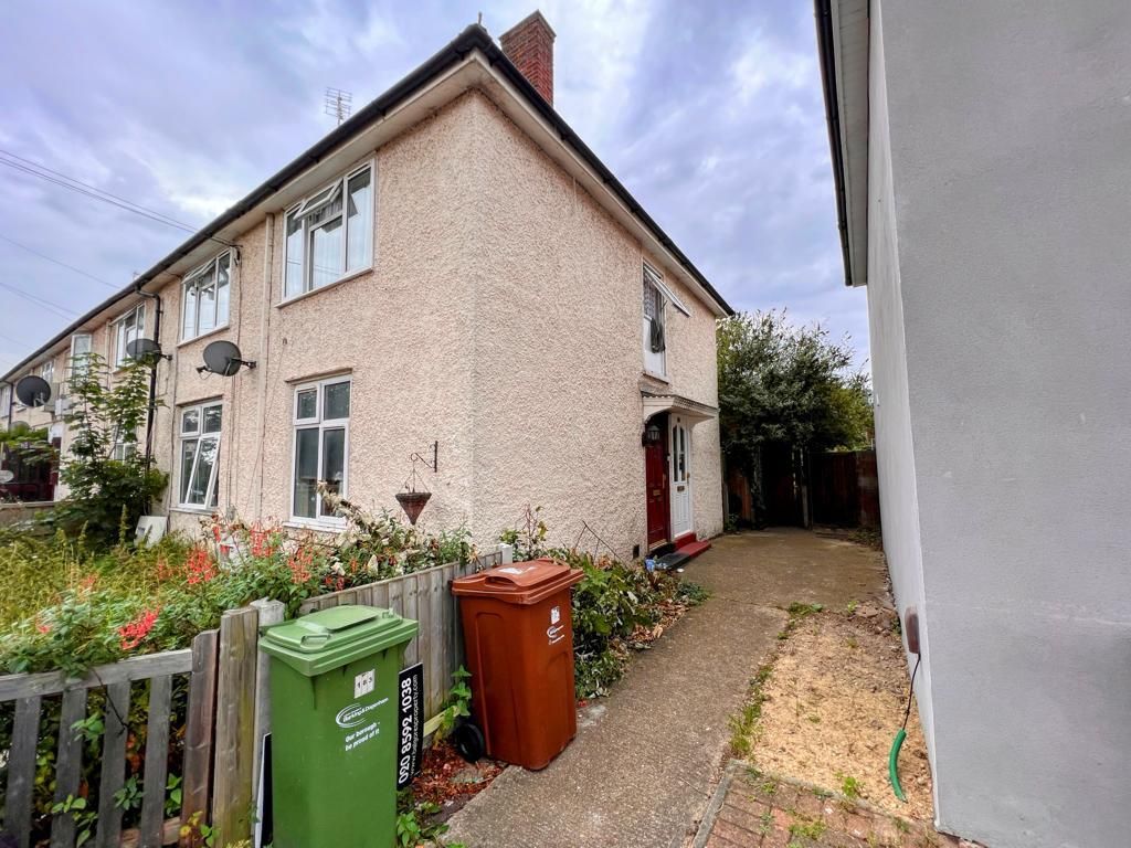 1 bed flat for sale in Grafton Road, Dagenham RM8, £225,000 - Zoopla
