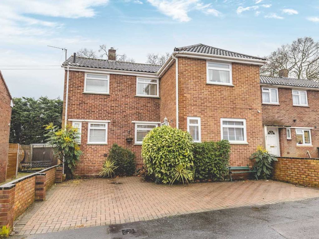 4 bed semi-detached house for sale in Perrycroft, Windsor SL4, £600,000 ...