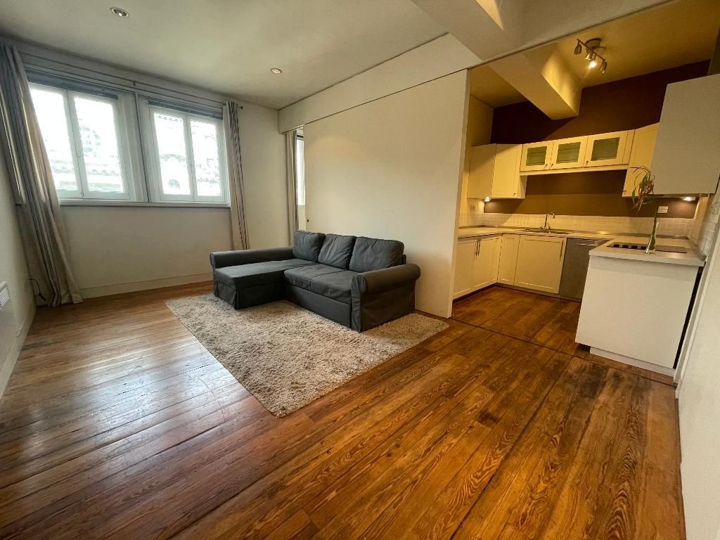 2 bed flat to rent in Cross Street, Manchester, Manchester City Centre ...