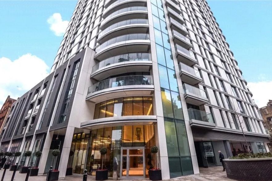 1 bed flat for sale in Altitude Point, 71 Alie St, London E1, £600,000 ...