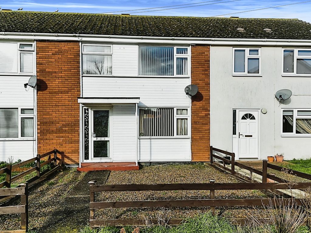 2 bed terraced house for sale in Hope Court, King's Lynn PE30 - Zoopla