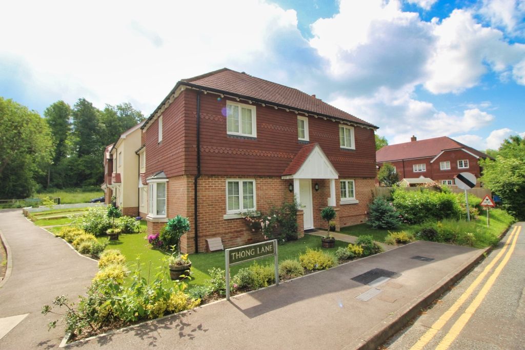 4 bed end terrace house for sale in Thong Lane, Borough Green TN15, £ ...