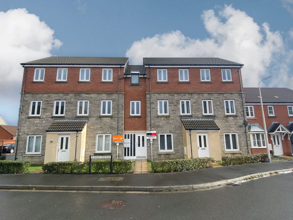 2 bed flat to rent in Kent Avenue, West Wick, Weston-Super-Mare BS24 ...