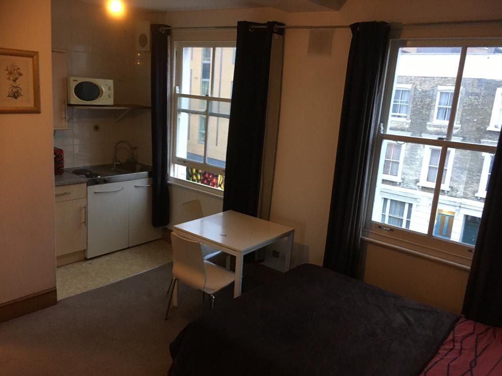 Studio to rent in Benwell Road, London N7, £1,300 pcm - Zoopla