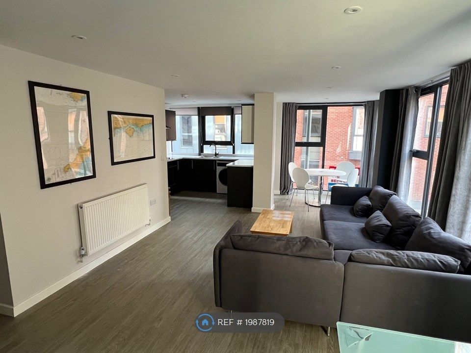 3 bed flat to rent in Bridport Street, Liverpool L3, £1,900 pcm - Zoopla