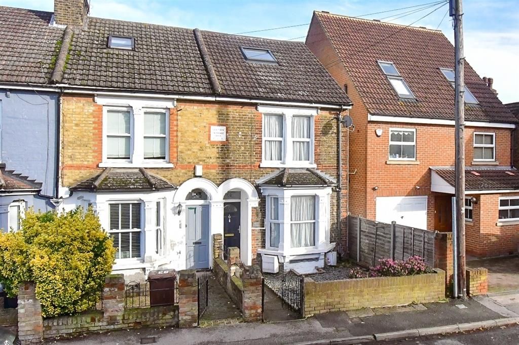 3 Bed End Terrace House For Sale In Cooling Road Frindsbury Rochester