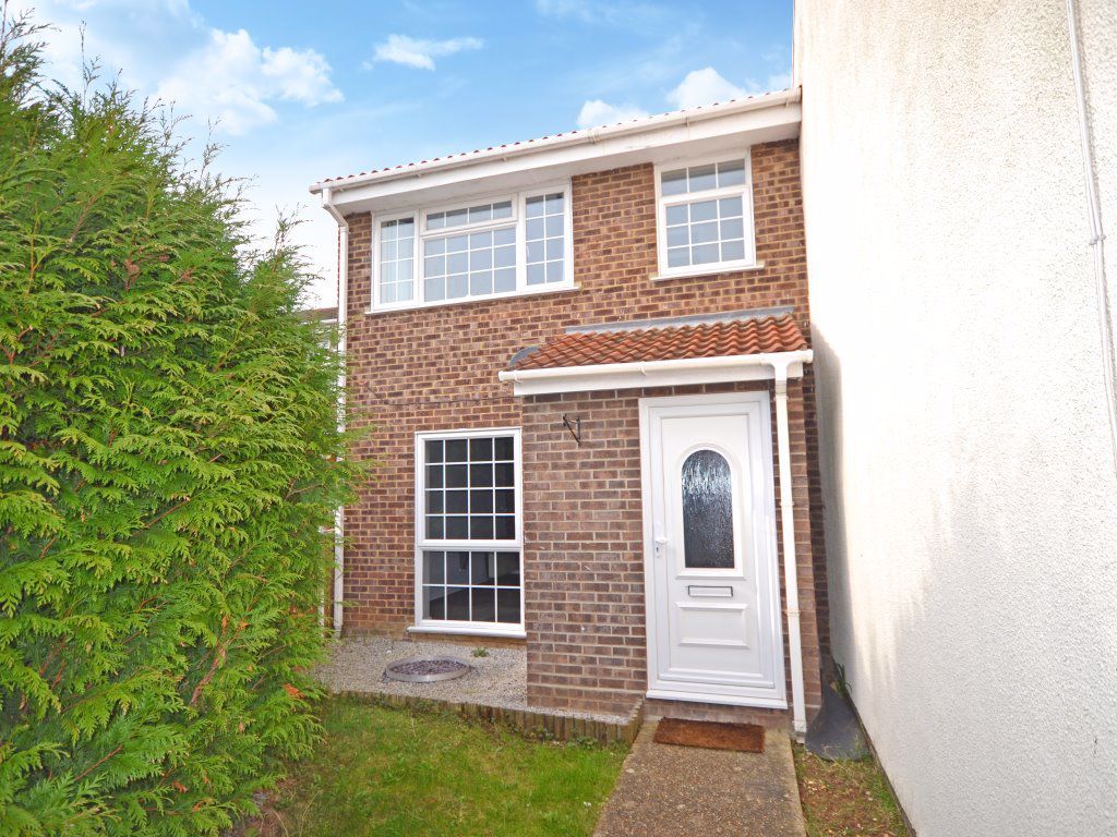 3 bed property to rent in Daisy Court, Springfield CM1 - Zoopla
