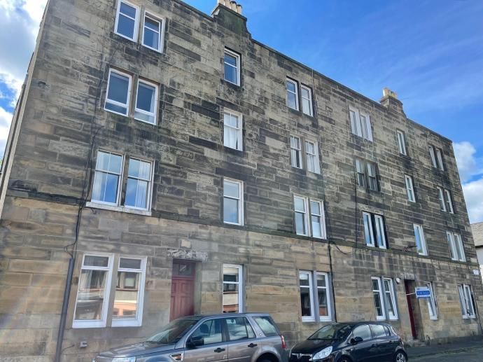 2 bed flat to rent in Annfield Street, Edinburgh EH6, £1,250 pcm - Zoopla