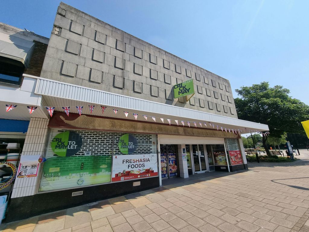 18 Southwick Square, Southwick, Brighton BN42, Retail premises to let ...