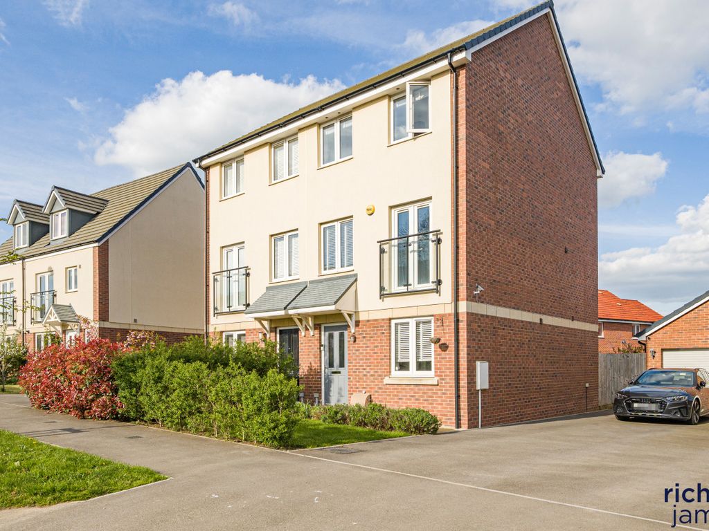 3 Bed Semi Detached House For Sale In Homington Avenue Badbury Park