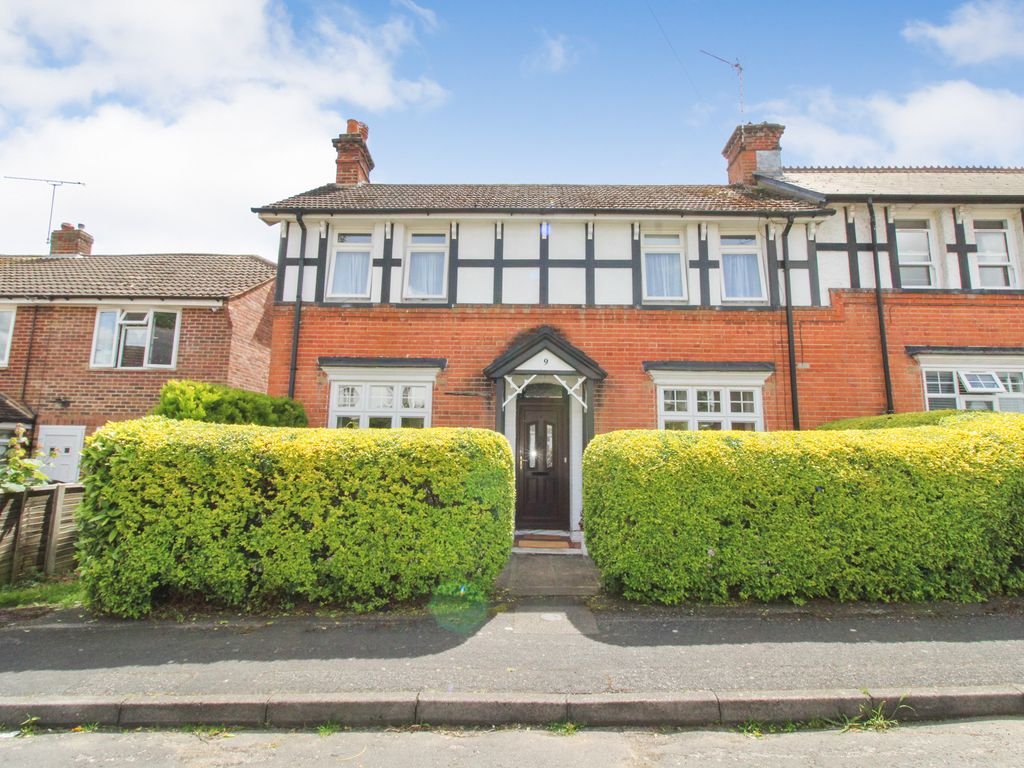 3 bed end terrace house for sale in Closeworth Road, Farnborough GU14 ...