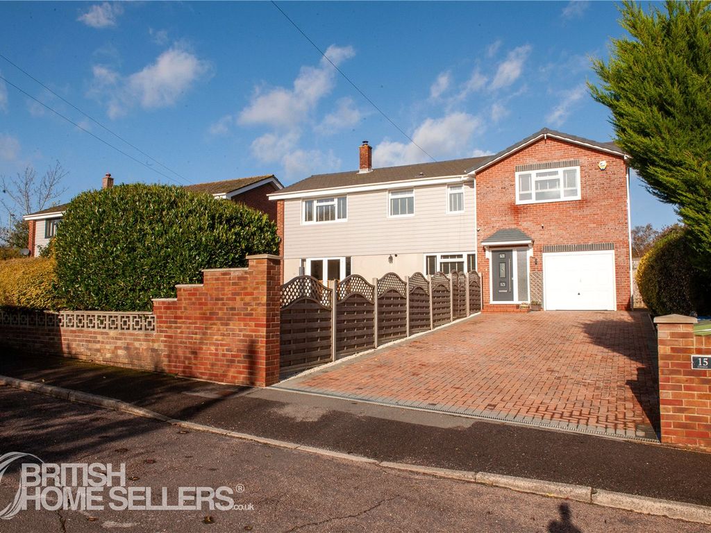 5 bed detached house for sale in Peak Drive, Fareham, Hampshire PO14, £ ...