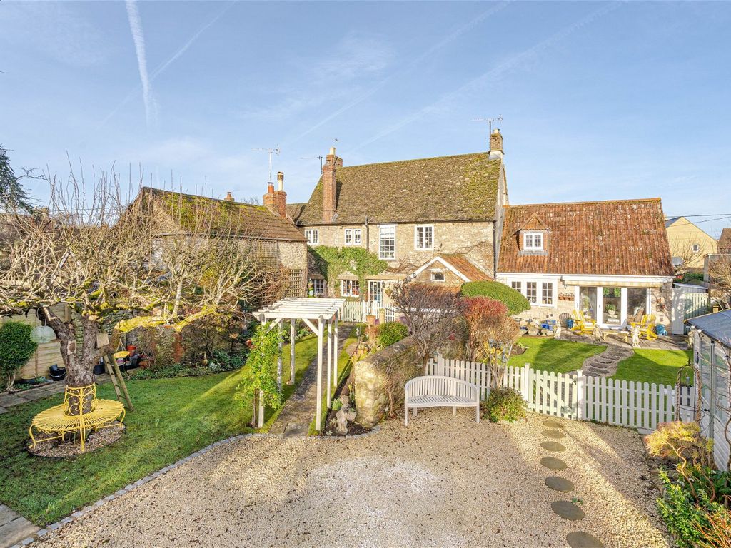 4 bed semi-detached house for sale in High Street, Sutton Benger ...