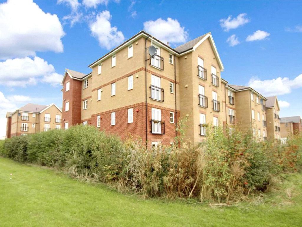 2 bed flat for sale in Murrayfield House, 8 Twickenham Close, Swindon ...