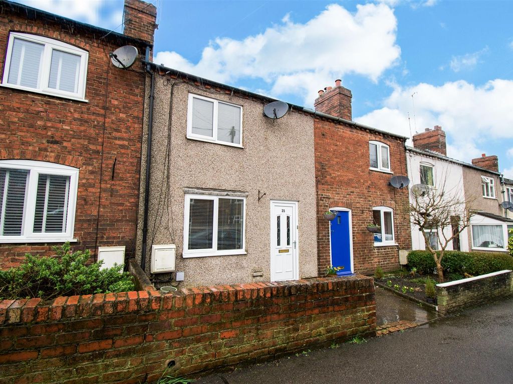 2 bed terraced house for sale in Hammersmith, Ripley DE5, £180,000 - Zoopla