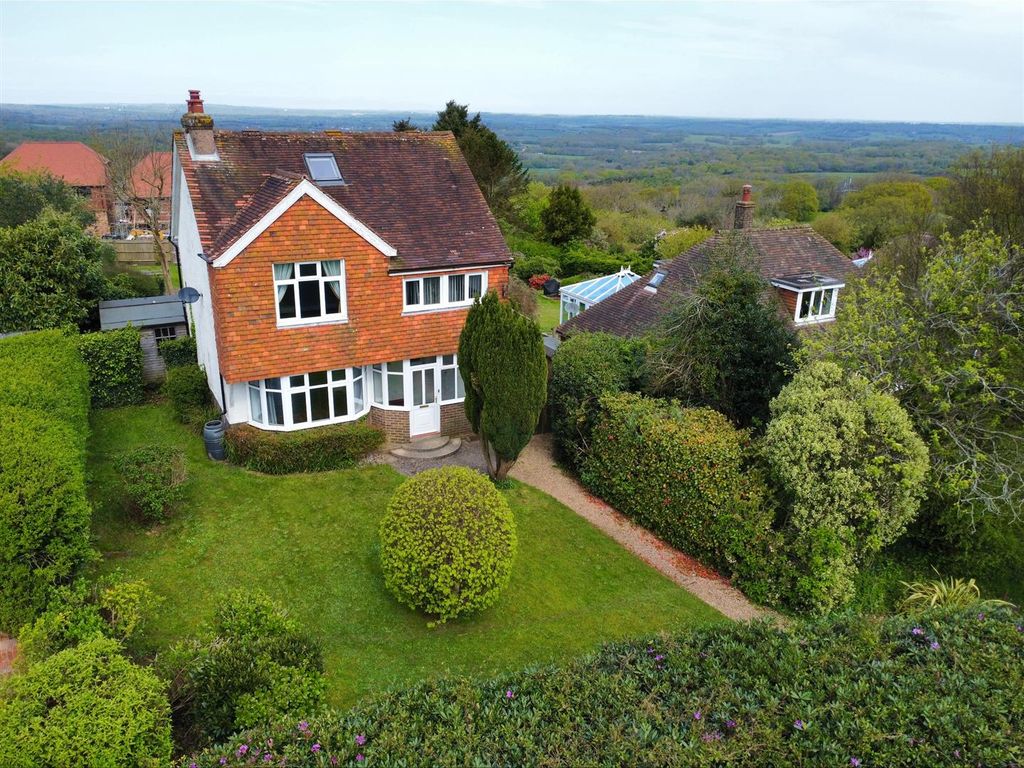 4 bed detached house for sale in Winchelsea Road, Guestling, Hastings ...