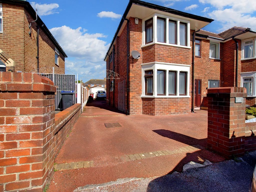 4 Bed Semi Detached House For Sale In Ingthorpe Avenue Bispham