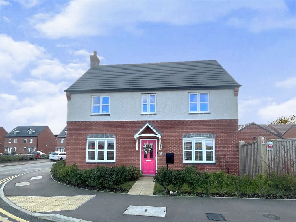4 bed detached house for sale in Flaxley Lane, Middlebeck, Newark NG24 ...