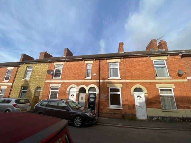 3 Bed Terraced House To Rent In Duke Street Kettering Nn16 £930 Pcm