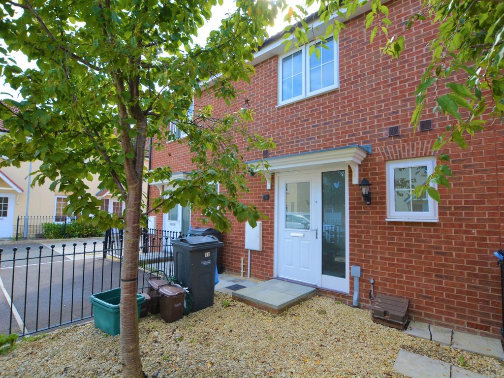 2 Bed Terraced House For Sale In Pevensey Place Kingsway Quedgeley