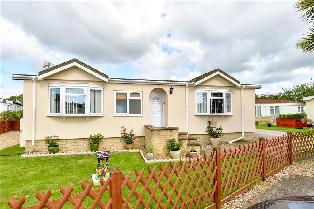 2 bed mobile/park home for sale in Hook Lane, Aldingbourne, Chichester, West Sussex PO20, £ ...