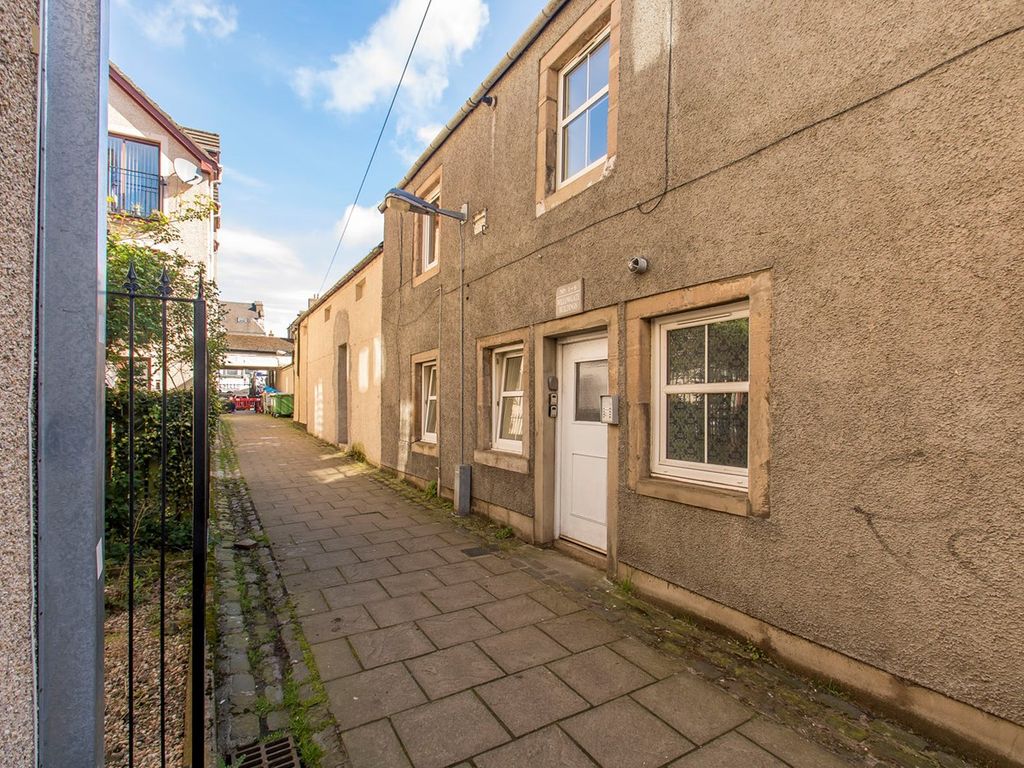 1 bed flat for sale in Cow Vennel, Perth PH2, £80,000 - Zoopla