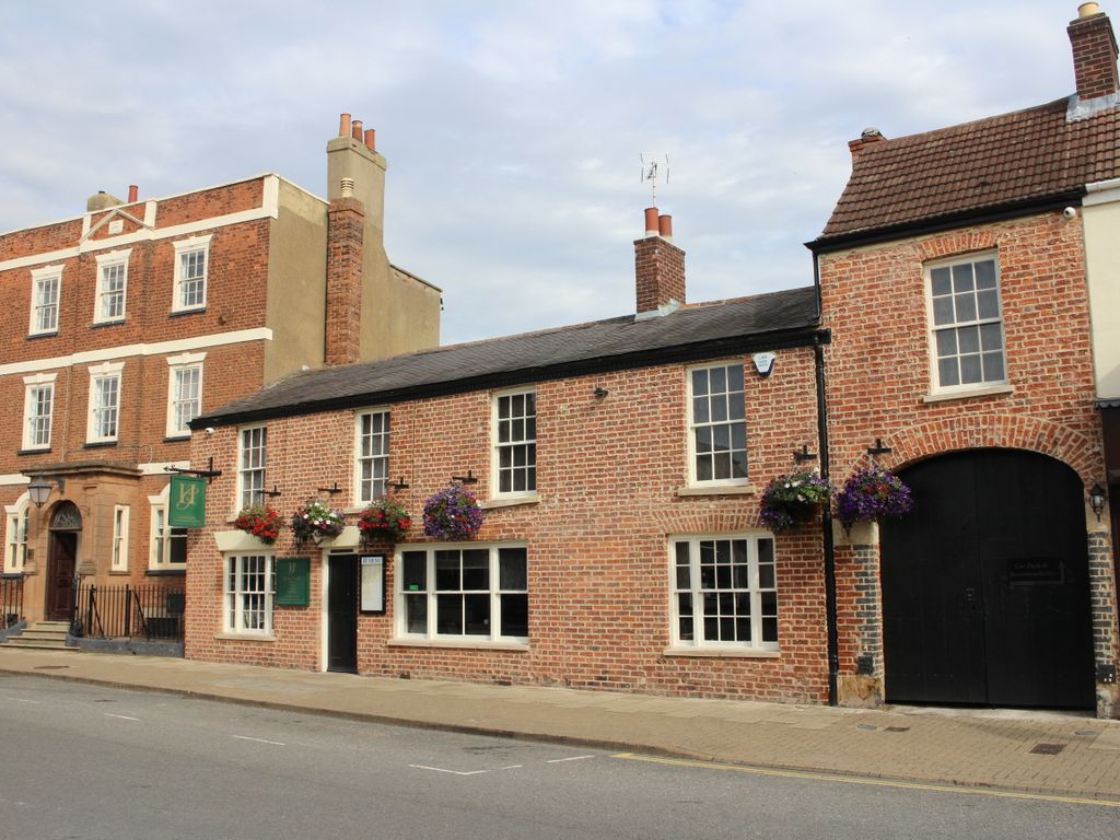 Pub/bar for sale in High Street, Spalding PE12, £55,000 - Zoopla