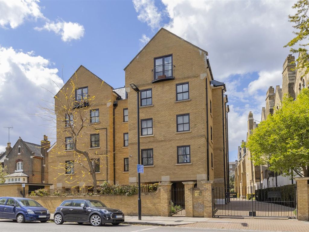2 bed flat for sale in Wordsworth Place, London NW5 - Zoopla