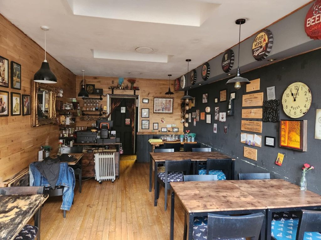 Property to let in Rodney St, Canonmills, Edinburgh EH7, £15,000 pa ...