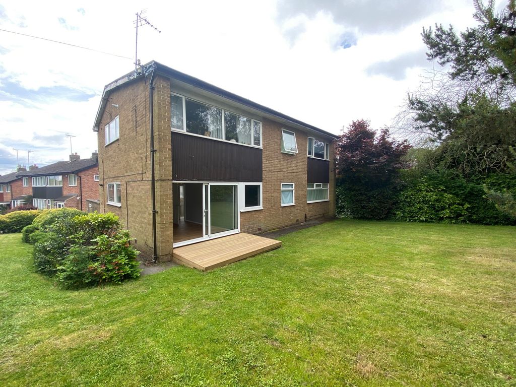 1 bed flat to rent in North Grove Rise, Leeds LS8, £700 pcm - Zoopla