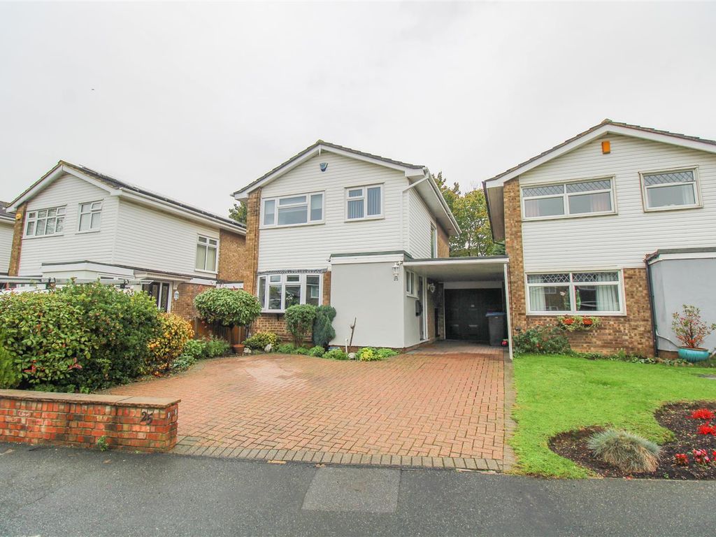 3 bed link-detached house for sale in Morningtons, Harlow CM19 - Zoopla
