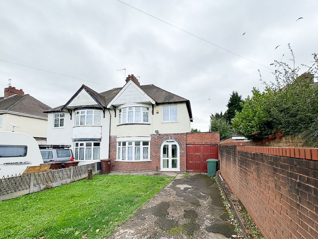 3 Bed Semi Detached House To Rent In Wolverhampton Road West
