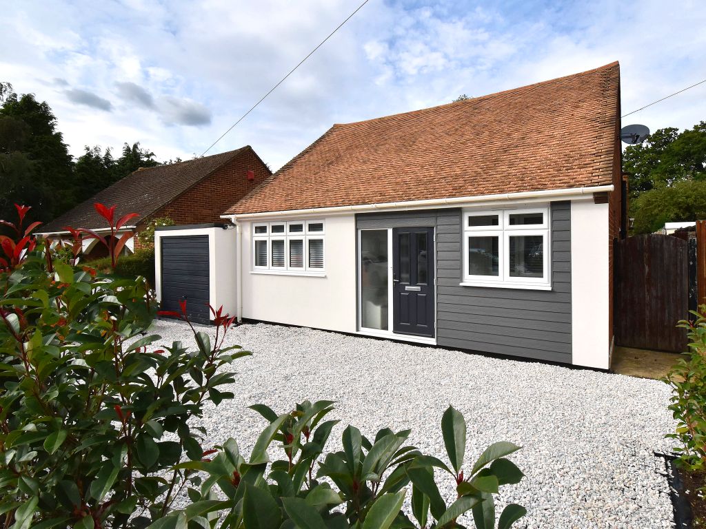 3 bed detached bungalow for sale in Rusland Avenue, Orpington BR6 - Zoopla