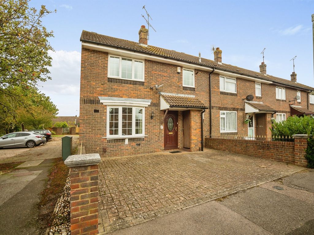 3 Bed End Terrace House For Sale In Orion Way Willesborough Ashford