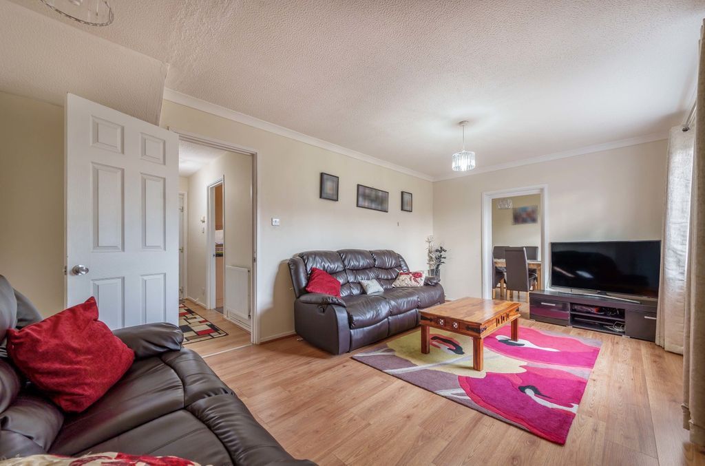 3 bed semi-detached house for sale in Rosebery Gardens, Sutton SM1 - Zoopla