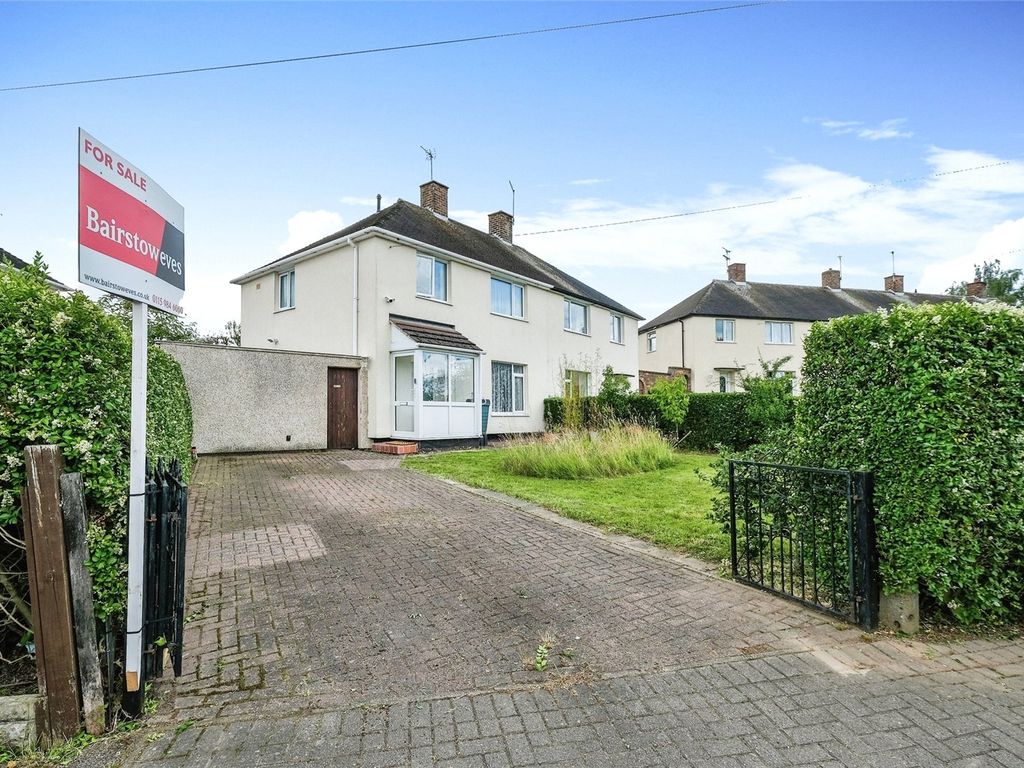 3 Bed Semi Detached House For Sale In Farnborough Road Clifton