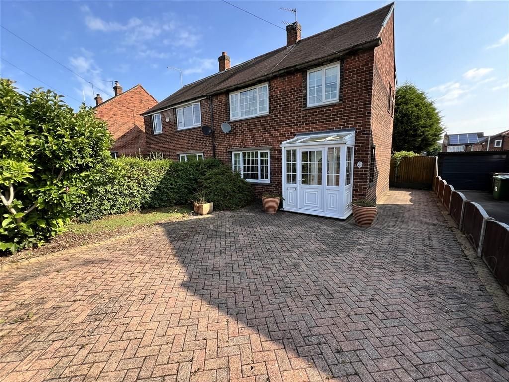 3 bed semi-detached house for sale in Long Crest, Pontefract WF8, £ ...