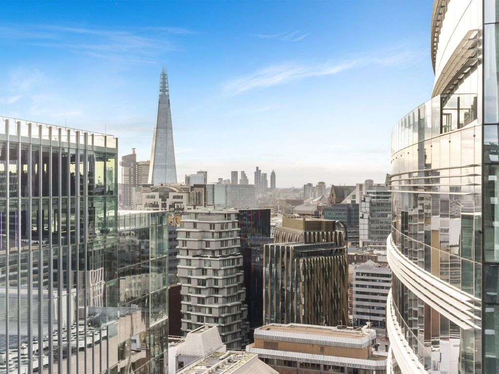 3 bed flat to rent in Wiverton Tower, Aldgate Place, Algate E1, £4,875 ...