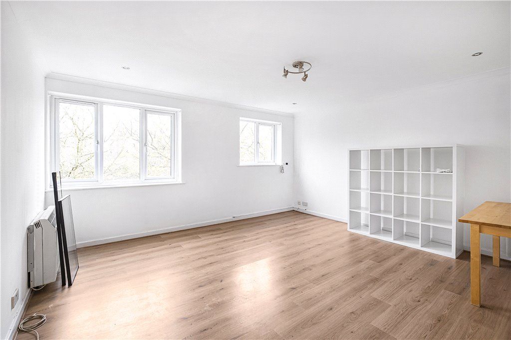 1 bed flat to rent in Towergate, 112 Pages Walk, London SE1 - Zoopla