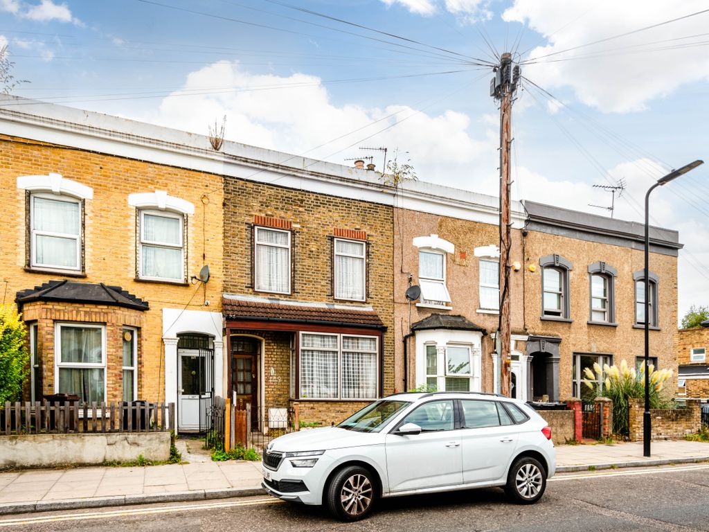 3 bed detached house for sale in Glyn Road, London E5, £850,000 - Zoopla