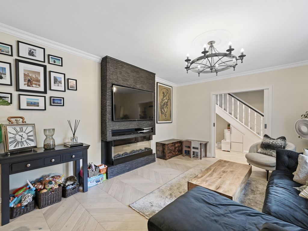 4 bed end terrace house for sale in Maroon Street, London E14, £ ...