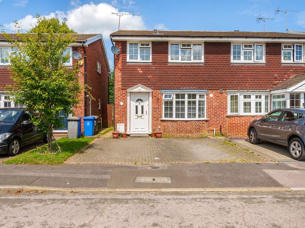 3 bed semi-detached house for sale in Furrow Way, Maidenhead SL6, £ ...