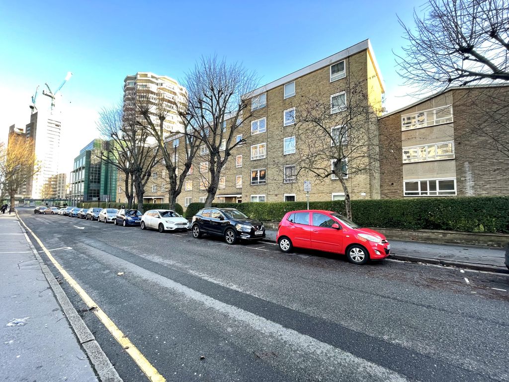 1 bed flat to rent in Altyre Road, Croydon CR0 - Zoopla
